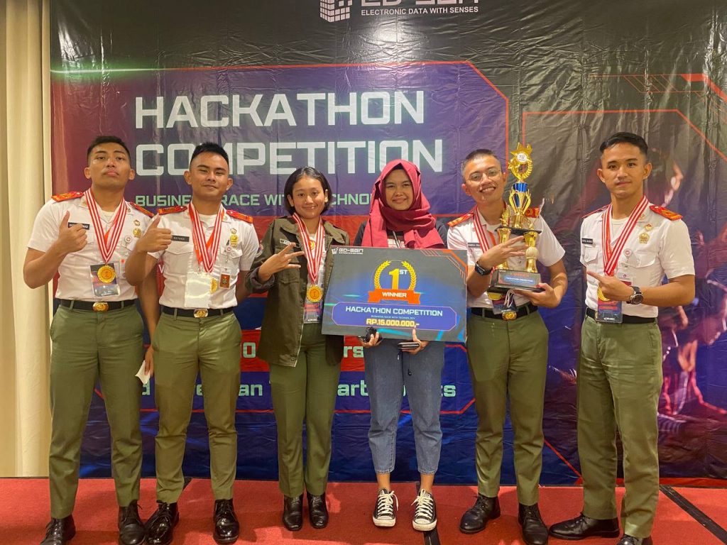 Kadet Mahasiswa Unhan RI Sukses Raih Juara 1 Pada Babak Final Lomba Hackathon yang Diadakan Oleh ...