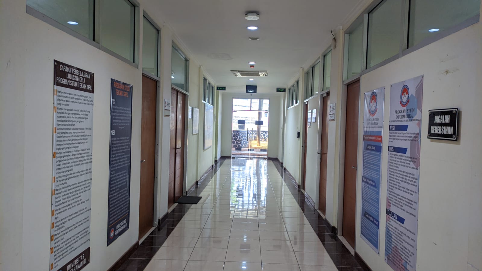 GEDUNG FAKULTAS – Fakultas Teknik dan Teknologi Pertahanan